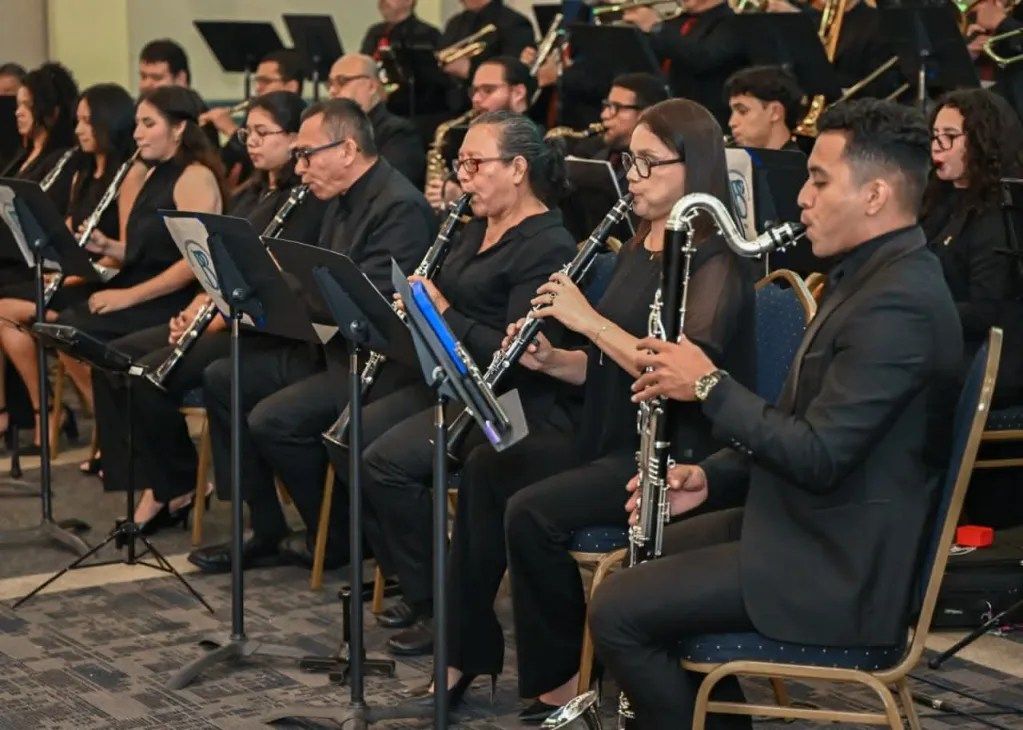 Banda de los Supremos Poderes presentará el concierto navideño “Adeste ...